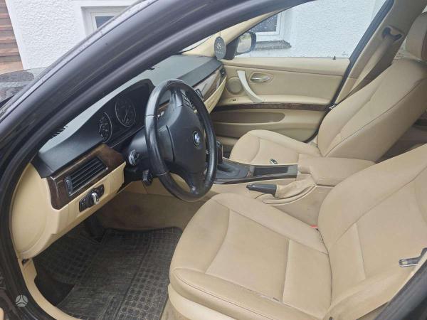 Melns BMW 328 2010 Raseiniai, ar dzinēja tilpumu 3.00 L un nobraukumu 250 tūkst. km par 2999 €, foto 5 vietnē AUTOMOTO.COM.LV