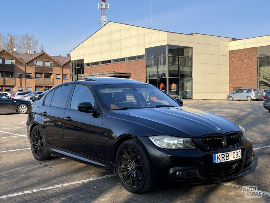 Black BMW 328 2011 in Trakai, with an engine capacity of 3.00 L and mileage of 182 thousand km for 4750 €, photo 7 on AUTOMOTO.COM.LV