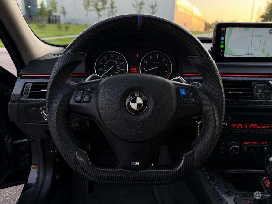 Black BMW 328 2011 in Kaunas, with an engine capacity of 3.00 L and mileage of 146 thousand km for 7000 €, photo 8 on AUTOMOTO.COM.LV