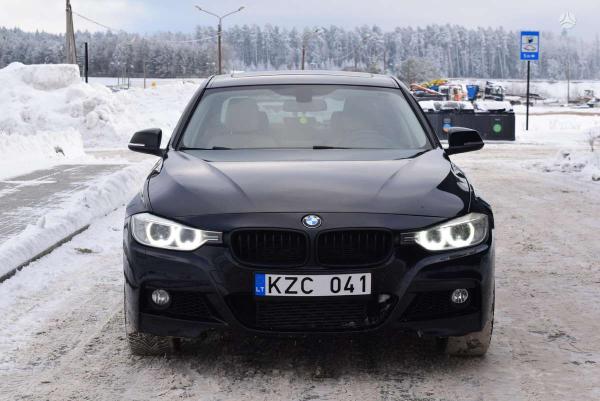 Black BMW 328 2013 in Vilnius, with an engine capacity of 2.00 L and mileage of 141 thousand km for 10000 €, photo 2 on AUTOMOTO.COM.LV