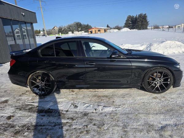Melns BMW 328 2013 Viļņa, ar dzinēja tilpumu 2.00 L un nobraukumu 280 tūkst. km par 10000 €, foto 4 vietnē AUTOMOTO.COM.LV