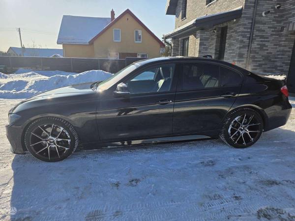 Melns BMW 328 2013 Viļņa, ar dzinēja tilpumu 2.00 L un nobraukumu 280 tūkst. km par 10000 €, foto 5 vietnē AUTOMOTO.COM.LV