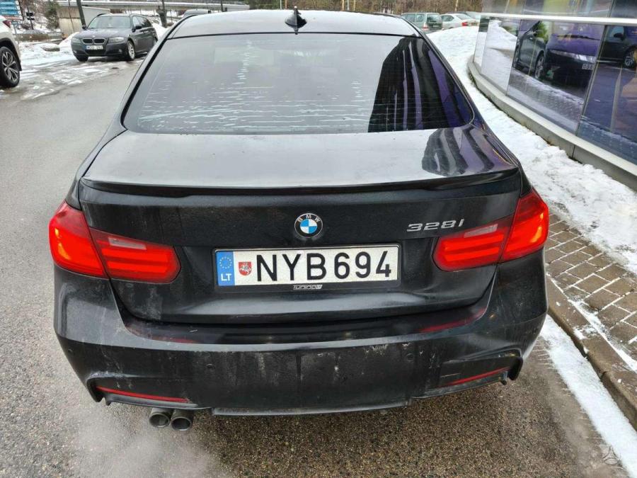Black BMW 328 2013 in Vilnius, with an engine capacity of 2.00 L and mileage of 224 thousand km for 5700 €, photo 6 on AUTOMOTO.COM.LV