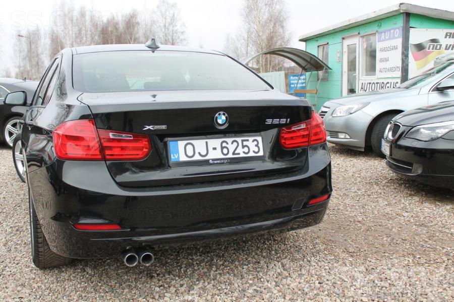 Melns BMW 328 2013 Daugavpils, ar dzinēja tilpumu 2.00 L un nobraukumu 241 tūkst. km par 8290 €, foto 5 vietnē AUTOMOTO.COM.LV