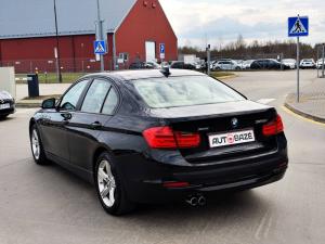Melns BMW 328 2013 Šauļi, ar dzinēja tilpumu 2.00 L un nobraukumu 211 tūkst. km par 6900 €, foto 6 vietnē AUTOMOTO.COM.LV