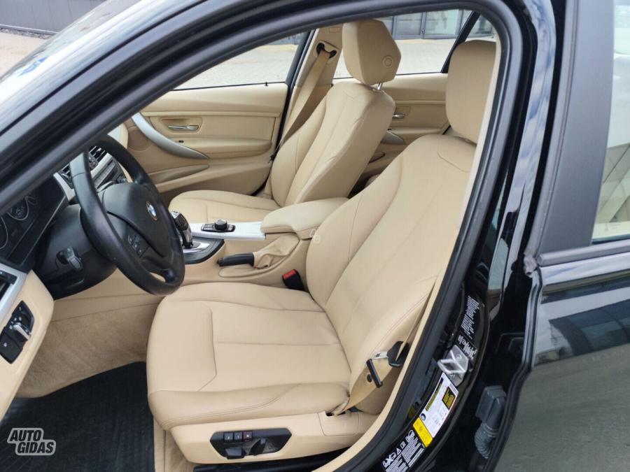 Melns BMW 328 2013 Šauļi, ar dzinēja tilpumu 2.00 L un nobraukumu 211 tūkst. km par 6900 €, foto 17 vietnē AUTOMOTO.COM.LV