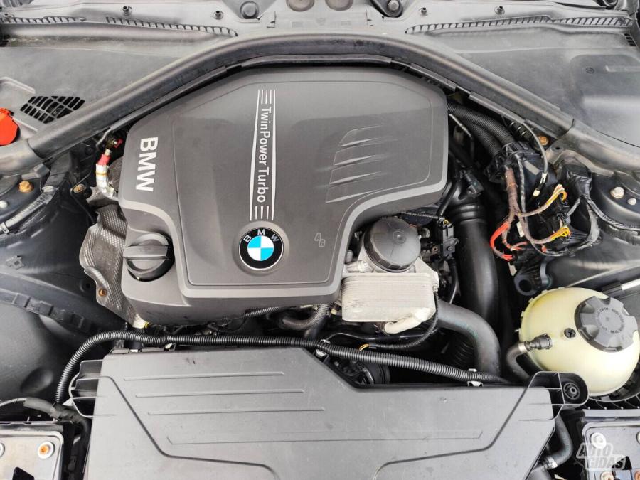 Melns BMW 328 2013 Šauļi, ar dzinēja tilpumu 2.00 L un nobraukumu 211 tūkst. km par 6900 €, foto 23 vietnē AUTOMOTO.COM.LV