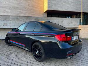 Black BMW 328 2013 in Vilnius, with an engine capacity of 2.00 L and mileage of 282 thousand km for 10350 €, photo 5 on AUTOMOTO.COM.LV