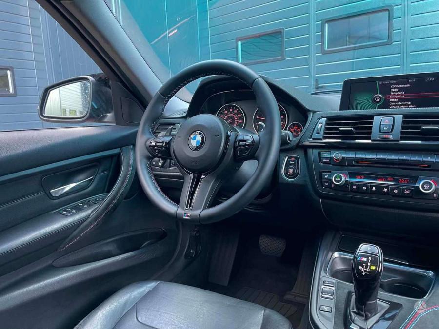 Black BMW 328 2013 in Vilnius, with an engine capacity of 2.00 L and mileage of 282 thousand km for 10350 €, photo 11 on AUTOMOTO.COM.LV