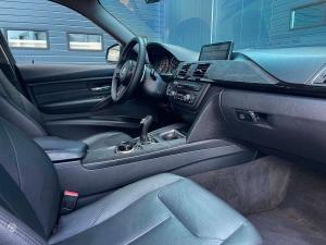 Black BMW 328 2013 in Vilnius, with an engine capacity of 2.00 L and mileage of 282 thousand km for 10350 €, photo 12 on AUTOMOTO.COM.LV