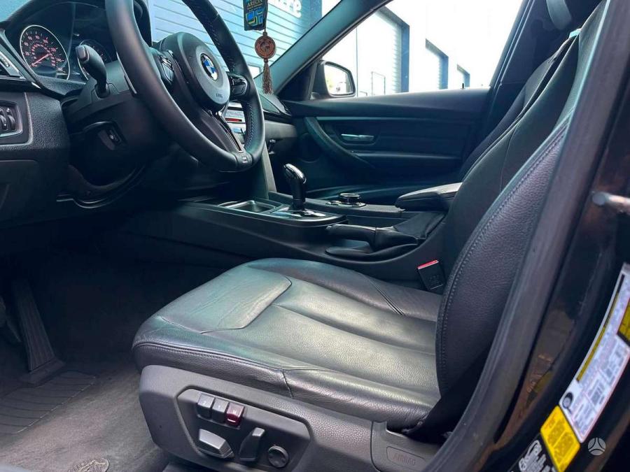 Black BMW 328 2013 in Vilnius, with an engine capacity of 2.00 L and mileage of 282 thousand km for 10350 €, photo 16 on AUTOMOTO.COM.LV