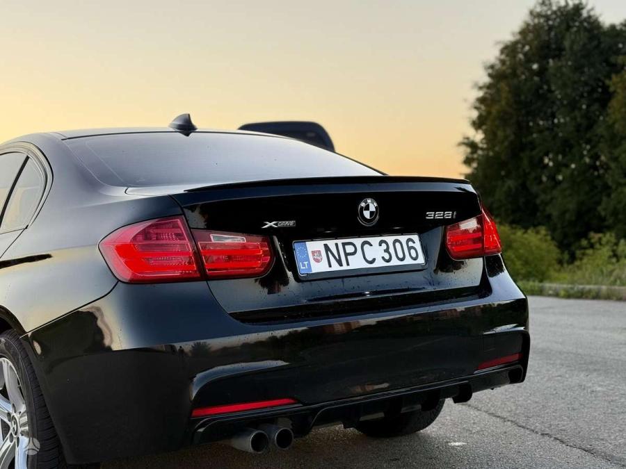 Black BMW 328 2013 in Radviliskis, with an engine capacity of 2.00 L and mileage of 194 thousand km for 8700 €, photo 10 on AUTOMOTO.COM.LV