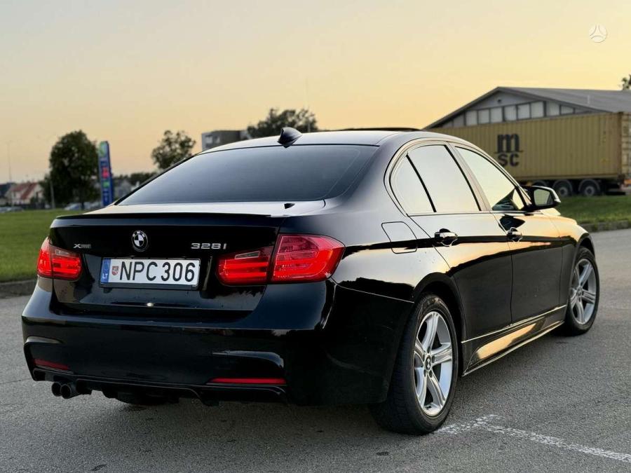 Black BMW 328 2013 in Radviliskis, with an engine capacity of 2.00 L and mileage of 194 thousand km for 8700 €, photo 20 on AUTOMOTO.COM.LV
