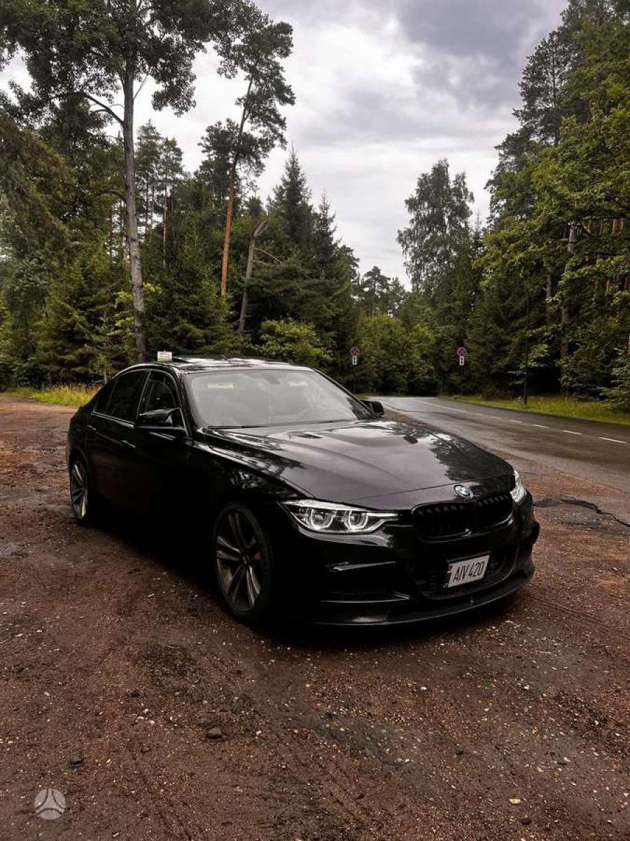 Melns BMW 328 2013 Kauņa, ar dzinēja tilpumu 2.00 L un nobraukumu 300 tūkst. km par 9000 €, foto 3 vietnē AUTOMOTO.COM.LV