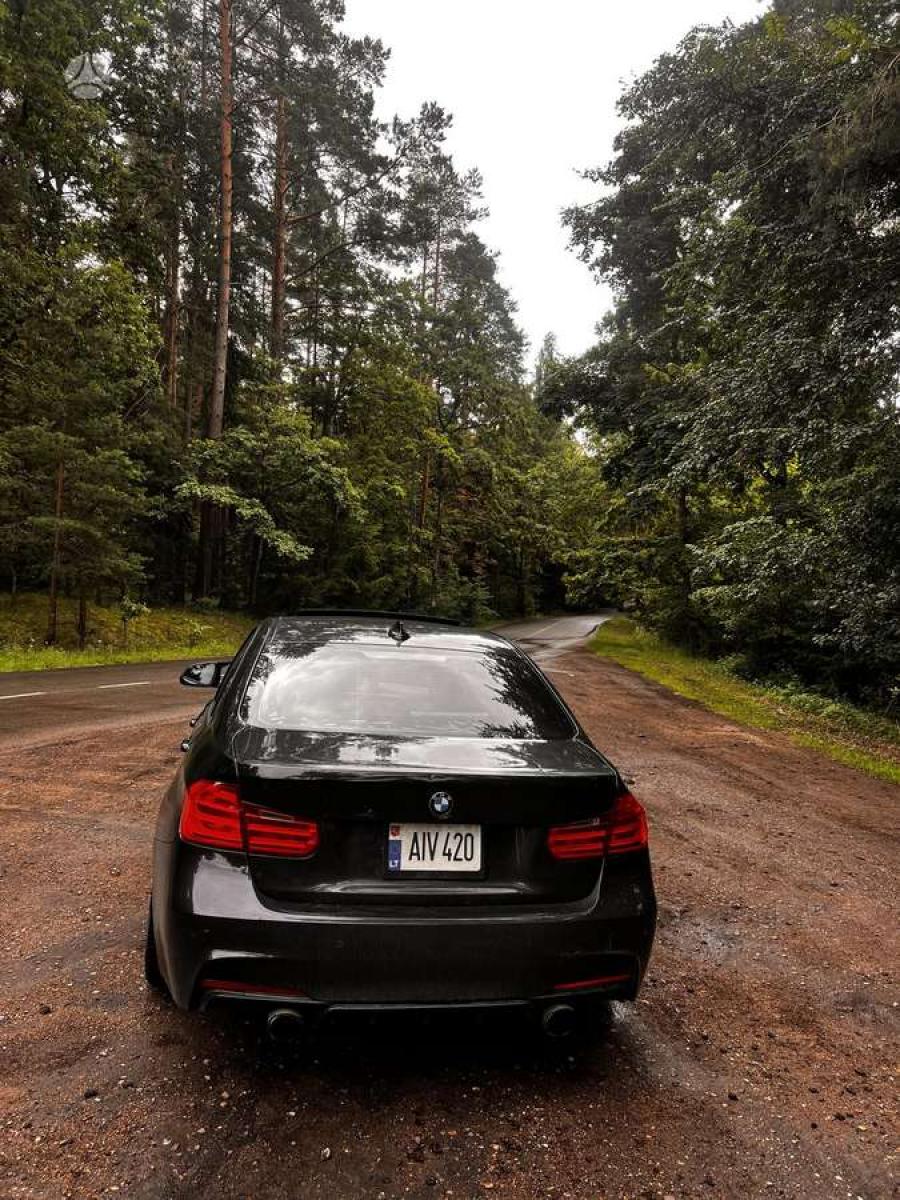 Melns BMW 328 2013 Kauņa, ar dzinēja tilpumu 2.00 L un nobraukumu 300 tūkst. km par 9000 €, foto 6 vietnē AUTOMOTO.COM.LV