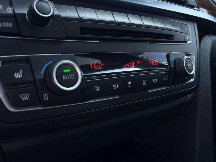 Black BMW 328 2013 in Vilnius, with an engine capacity of 2.00 L and mileage of 239 thousand km for 10999 €, photo 18 on AUTOMOTO.COM.LV