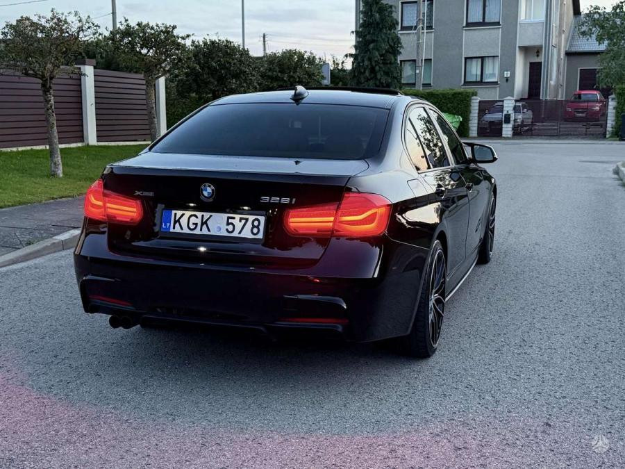 Black BMW 328 2013 in Klaipeda, with an engine capacity of 2.00 L and mileage of 151 thousand km for 11000 €, photo 8 on AUTOMOTO.COM.LV