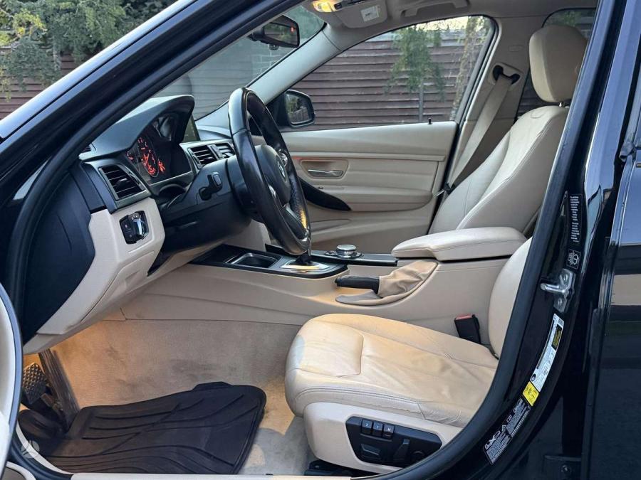Black BMW 328 2013 in Klaipeda, with an engine capacity of 2.00 L and mileage of 151 thousand km for 11000 €, photo 13 on AUTOMOTO.COM.LV
