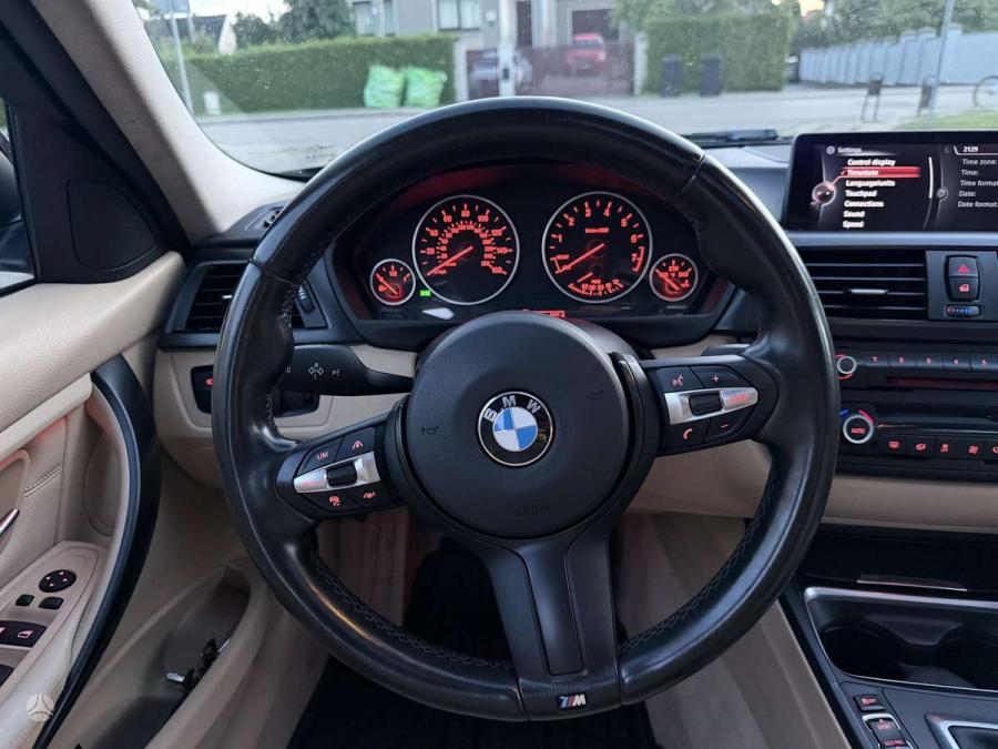Black BMW 328 2013 in Klaipeda, with an engine capacity of 2.00 L and mileage of 151 thousand km for 11000 €, photo 19 on AUTOMOTO.COM.LV