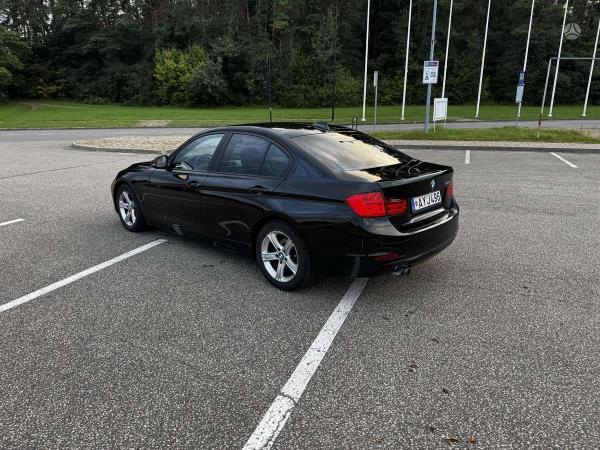 Melns BMW 328 2013 Viļņa, ar dzinēja tilpumu 2.00 L un nobraukumu 118 tūkst. km par 7600 €, foto 2 vietnē AUTOMOTO.COM.LV