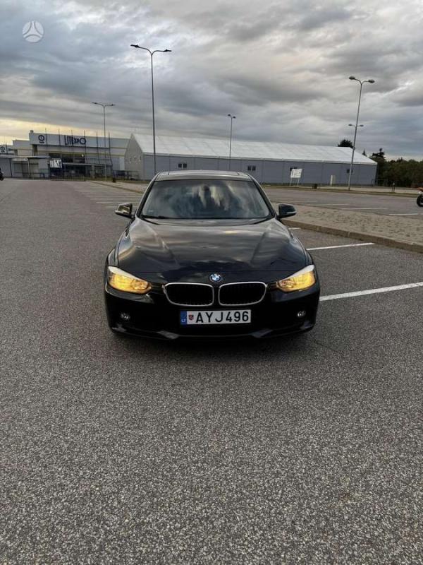 Melns BMW 328 2013 Viļņa, ar dzinēja tilpumu 2.00 L un nobraukumu 118 tūkst. km par 7600 €, foto 5 vietnē AUTOMOTO.COM.LV