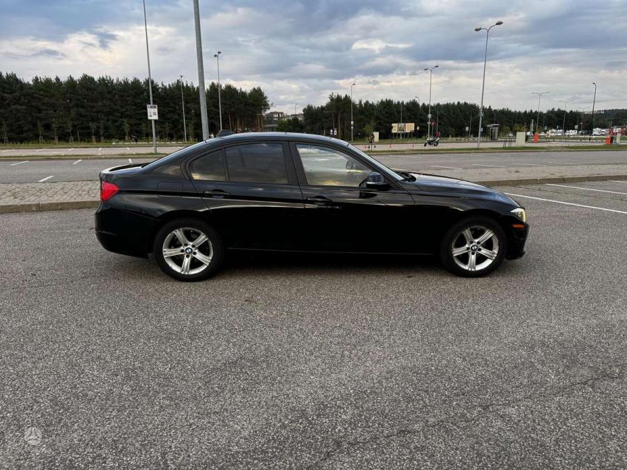 Black BMW 328 2013 in Vilnius, with an engine capacity of 2.00 L and mileage of 118 thousand km for 7600 €, photo 7 on AUTOMOTO.COM.LV
