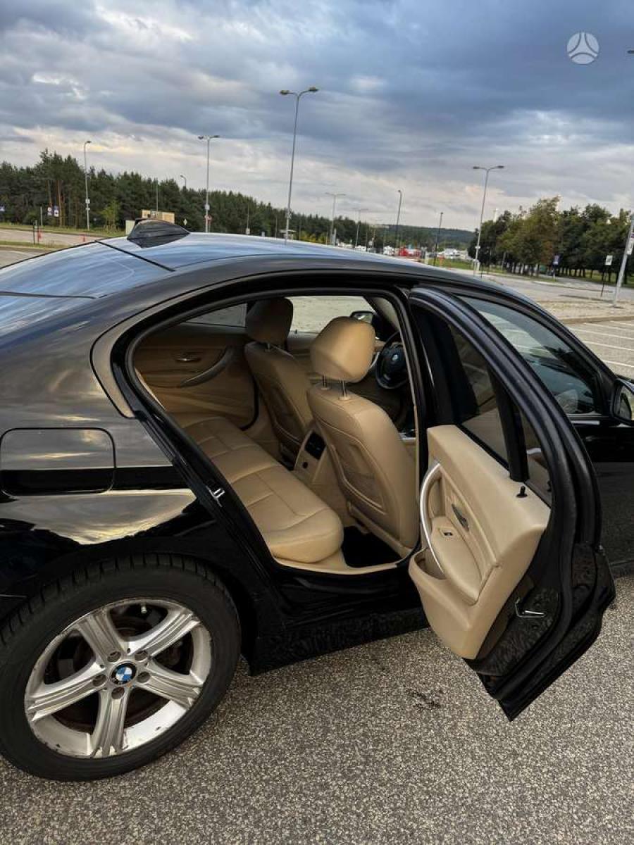 Black BMW 328 2013 in Vilnius, with an engine capacity of 2.00 L and mileage of 118 thousand km for 7600 €, photo 16 on AUTOMOTO.COM.LV