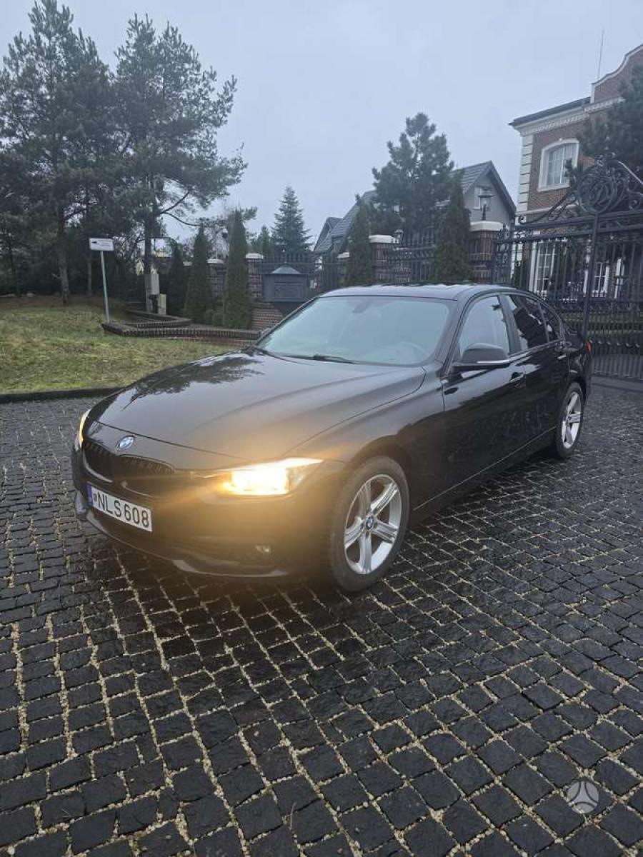 Black BMW 328 2014 in Plunge, with an engine capacity of 2.00 L and mileage of 223 thousand km for 7500 €, photo 2 on AUTOMOTO.COM.LV