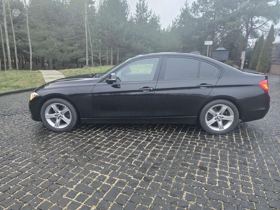 Black BMW 328 2014 in Plunge, with an engine capacity of 2.00 L and mileage of 223 thousand km for 7500 €, photo 7 on AUTOMOTO.COM.LV