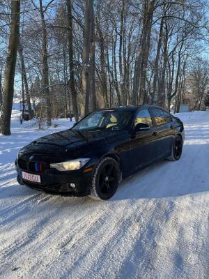 Melns BMW 328 2014 Kauņa, ar dzinēja tilpumu 2.00 L un nobraukumu 260 tūkst. km par 10500 €, foto  vietnē AUTOMOTO.COM.LV
