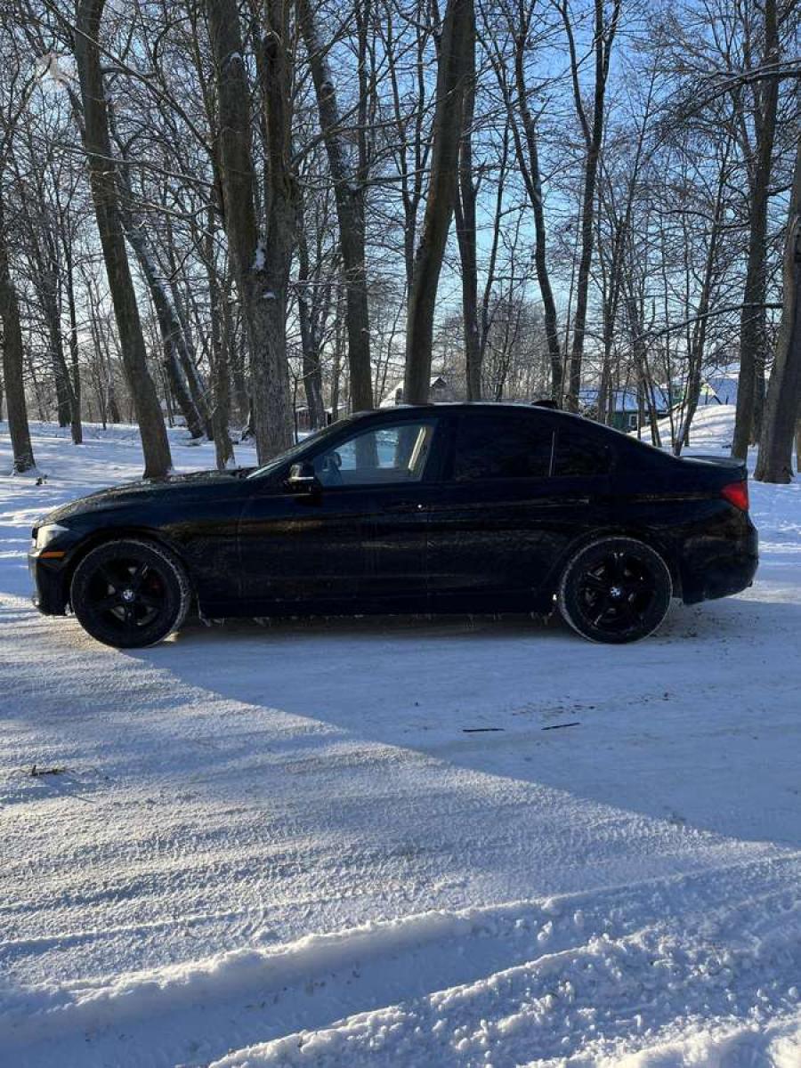 Black BMW 328 2014 in Kaunas, with an engine capacity of 2.00 L and mileage of 260 thousand km for 10500 €, photo 6 on AUTOMOTO.COM.LV