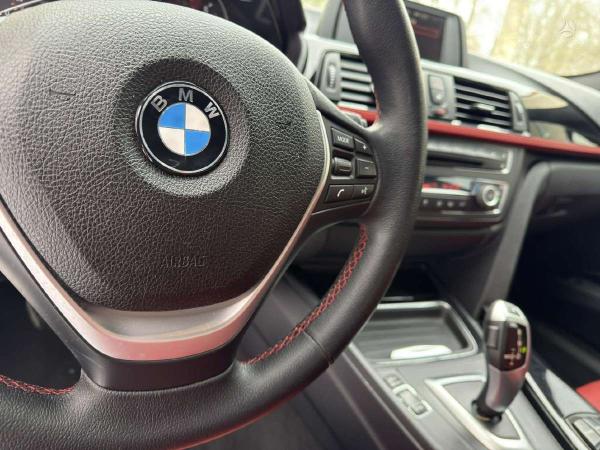 Melns BMW 328 2014 Šauļi, ar dzinēja tilpumu 2.00 L un nobraukumu 168 tūkst. km par 6500 €, foto 10 vietnē AUTOMOTO.COM.LV