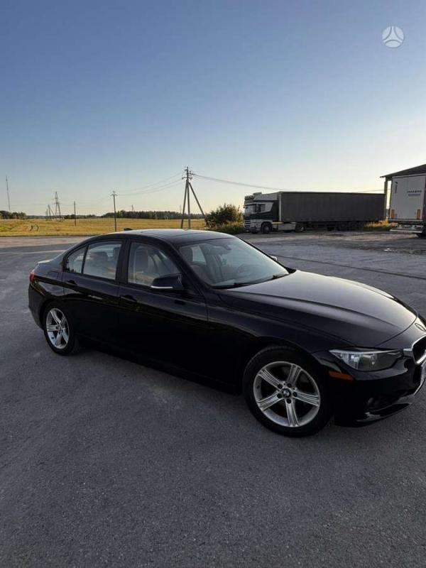 Melns BMW 328 2014 Šauļi, ar dzinēja tilpumu 2.00 L un nobraukumu 196 tūkst. km par 9800 €, foto 9 vietnē AUTOMOTO.COM.LV