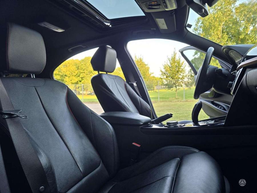 Black BMW 328 2014 in Radviliskis, with an engine capacity of 2.00 L and mileage of 183 thousand km for 10700 €, photo 19 on AUTOMOTO.COM.LV