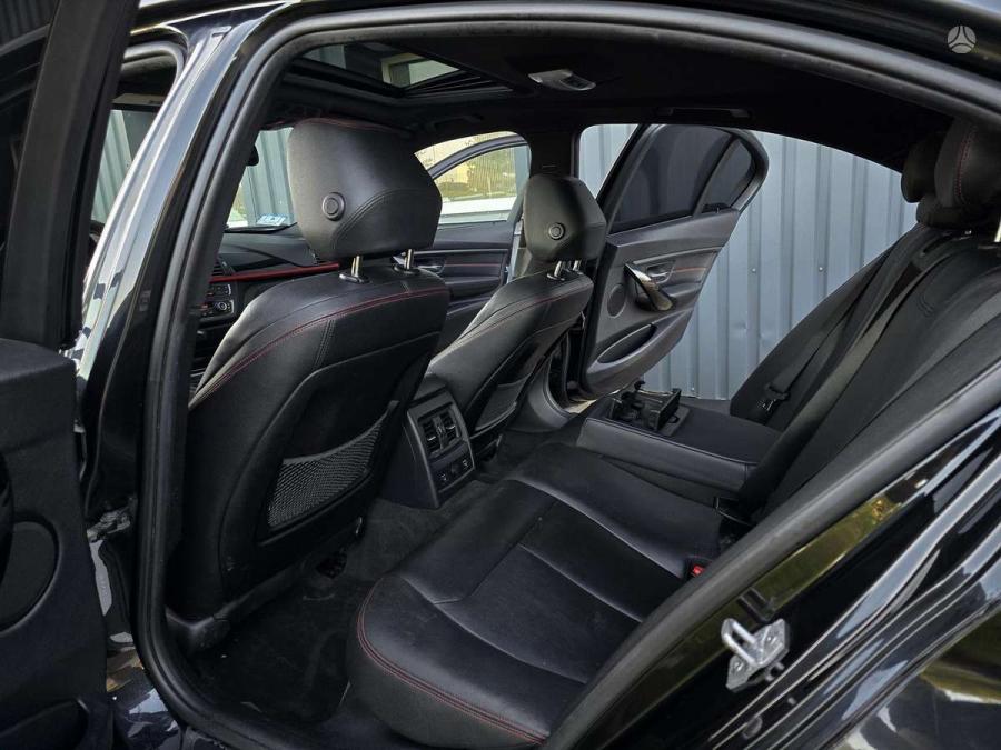 Black BMW 328 2014 in Radviliskis, with an engine capacity of 2.00 L and mileage of 183 thousand km for 10700 €, photo 22 on AUTOMOTO.COM.LV