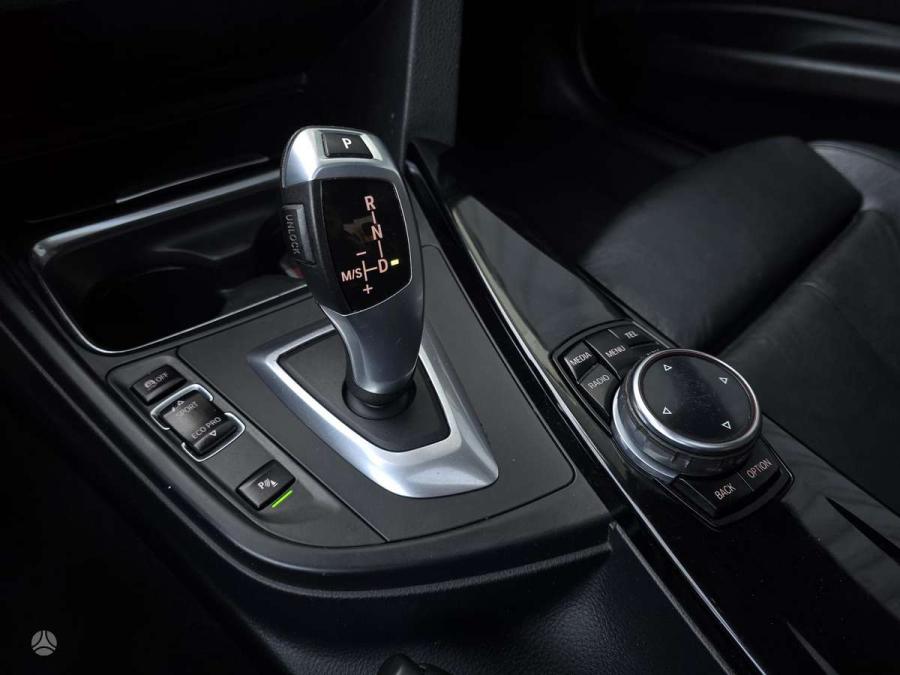 Black BMW 328 2014 in Radviliskis, with an engine capacity of 2.00 L and mileage of 183 thousand km for 10700 €, photo 25 on AUTOMOTO.COM.LV