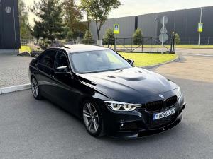 Melns BMW 328 2014 Viļņa, ar dzinēja tilpumu 2.00 L un nobraukumu 285 tūkst. km par 8950 €, foto  vietnē AUTOMOTO.COM.LV