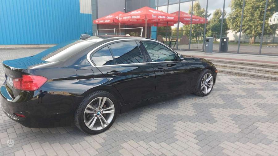 Melns BMW 328 2014 Radviliškis, ar dzinēja tilpumu 2.00 L un nobraukumu 236 tūkst. km par 11600 €, foto 5 vietnē AUTOMOTO.COM.LV