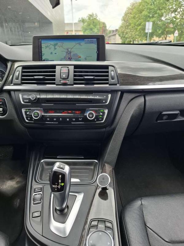 Black BMW 328 2014 in Radviliskis, with an engine capacity of 2.00 L and mileage of 236 thousand km for 11600 €, photo 9 on AUTOMOTO.COM.LV