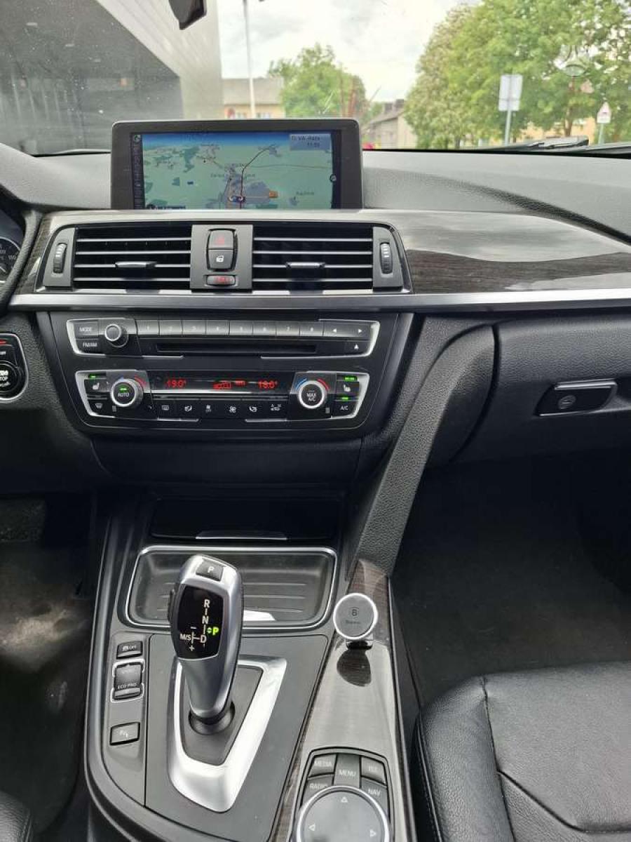 Melns BMW 328 2014 Radviliškis, ar dzinēja tilpumu 2.00 L un nobraukumu 236 tūkst. km par 11600 €, foto 10 vietnē AUTOMOTO.COM.LV