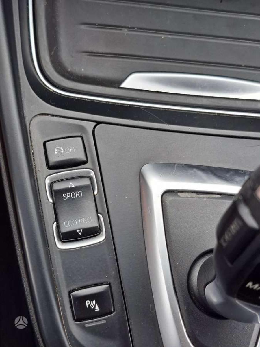 Melns BMW 328 2014 Radviliškis, ar dzinēja tilpumu 2.00 L un nobraukumu 236 tūkst. km par 11600 €, foto 12 vietnē AUTOMOTO.COM.LV