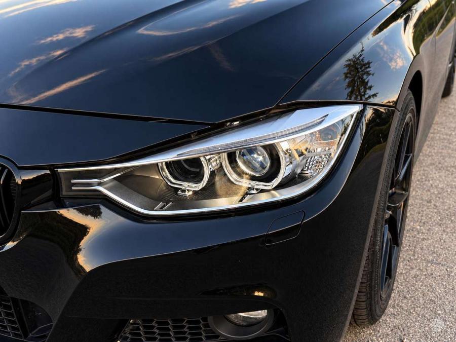 Black BMW 328 2014 in Vilnius, with an engine capacity of 2.00 L and mileage of 222 thousand km for 11700 €, photo 13 on AUTOMOTO.COM.LV