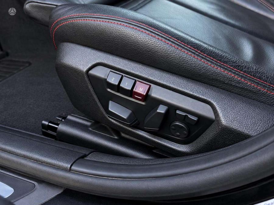 Black BMW 328 2014 in Vilnius, with an engine capacity of 2.00 L and mileage of 222 thousand km for 11700 €, photo 21 on AUTOMOTO.COM.LV