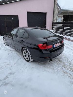 Black BMW 328 2015 in Siauliai, with an engine capacity of 2.00 L and mileage of 199 thousand km for 11500 €, photo 5 on AUTOMOTO.COM.LV