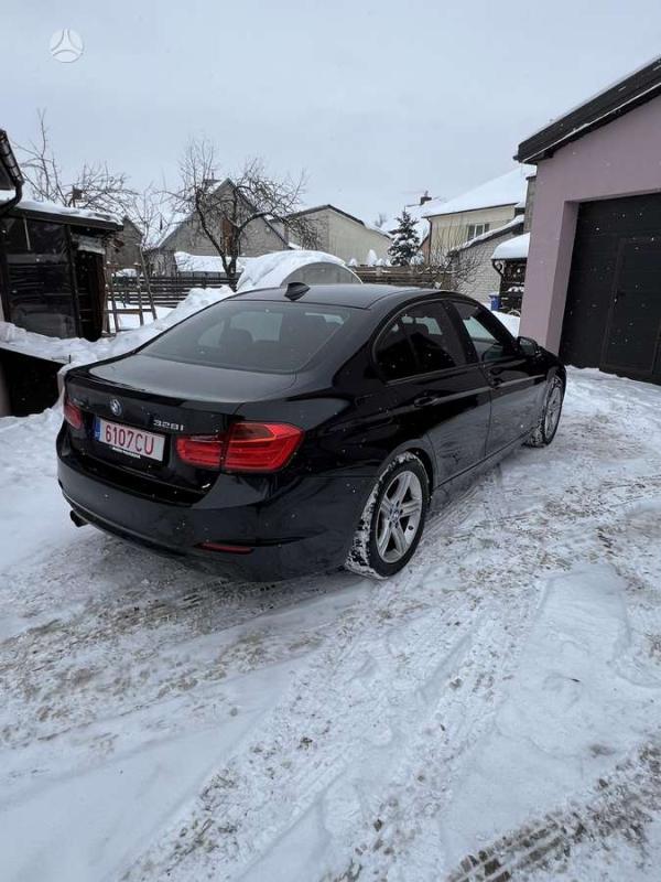 Black BMW 328 2015 in Siauliai, with an engine capacity of 2.00 L and mileage of 199 thousand km for 11500 €, photo 7 on AUTOMOTO.COM.LV