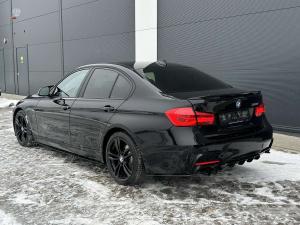 Black BMW 328 2015 in Vilnius, with an engine capacity of 2.00 L and mileage of 228 thousand km for 12300 €, photo 6 on AUTOMOTO.COM.LV