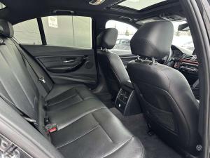 Black BMW 328 2015 in Vilnius, with an engine capacity of 2.00 L and mileage of 228 thousand km for 12300 €, photo 19 on AUTOMOTO.COM.LV