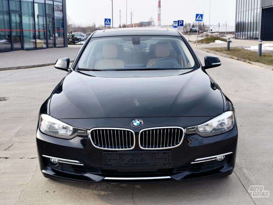 Black BMW 328 2015 in Siauliai, with an engine capacity of 2.00 L and mileage of 248 thousand km for 8200 €, photo 3 on AUTOMOTO.COM.LV