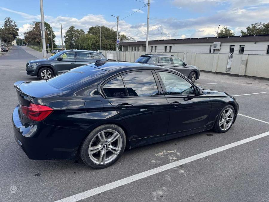 Black BMW 328 2016 in Kaunas, with an engine capacity of 2.00 L and mileage of 166 thousand km for 12000 €, photo 5 on AUTOMOTO.COM.LV