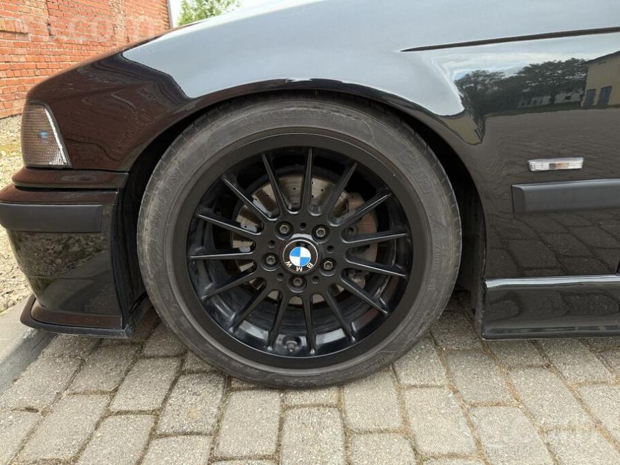 Melns BMW 328 1998 Cēsis, ar dzinēja tilpumu 2.80 L un nobraukumu 395 tūkst. km par 9450 €, foto 21 vietnē AUTOMOTO.COM.LV